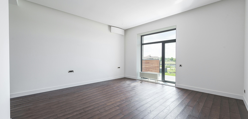 How to Rent Out a Room In Your House Legally: Tips & Rules